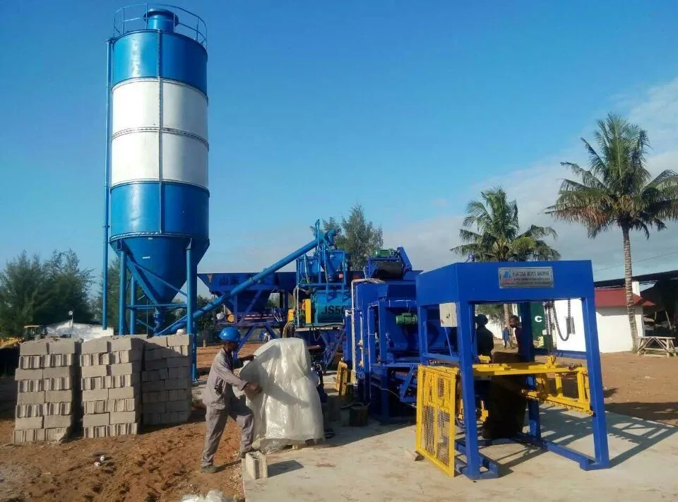 Qt 5-15 Automatic Cement Concrete Bricks Making Machine / Bricks Maker ... Qt 5-15 Automatic Cement Concrete Bricks Making Machine / Bricks Maker ...