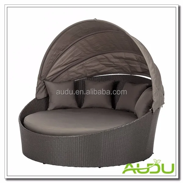 Double Bed With Polyester Fabric Mattress And 2 Pillows With Cover Top ...