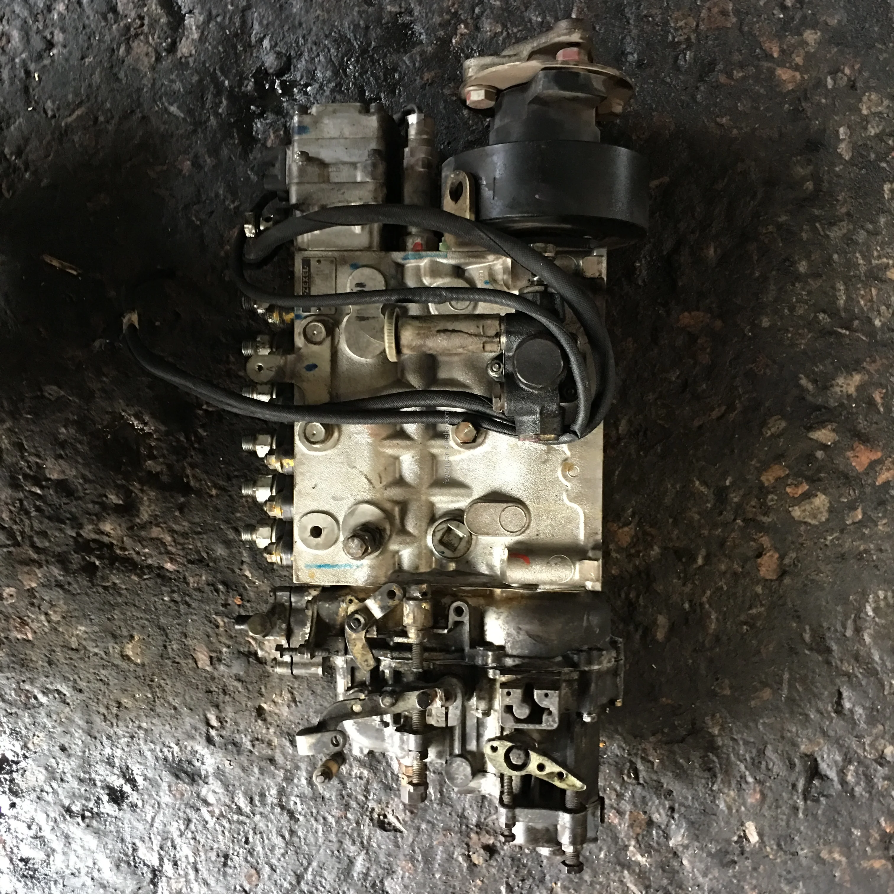 6D24T ME357251 Diesel Fuel Injection Pump for Mitsubishi Fuso