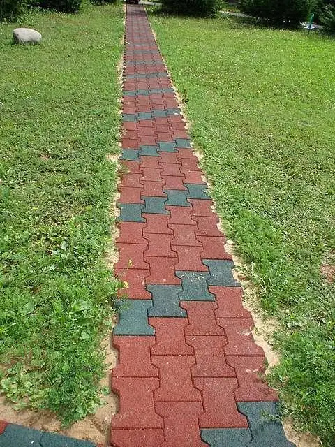 Dog Bone Rubber Paving Blocks - Durable & Non-slip