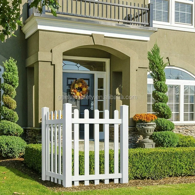 Picket Style Vinyl PVC Portable Event Fence - Free Posts