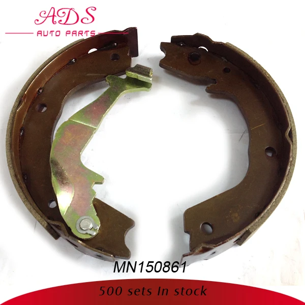 Mâchoire De Frein Pour Mitsubishi Pajero/montero 6 812cc Oem: Mn150861 ...