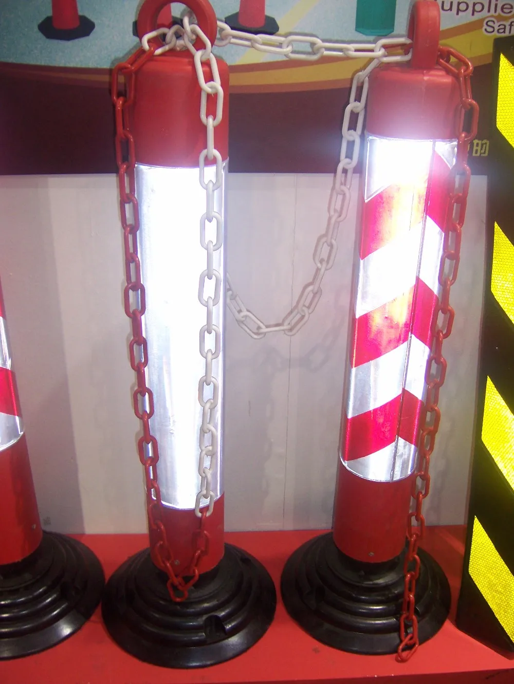 Movable Plastic Chain Link T Top Bollards Barrier Post - Buy Chain Link ...