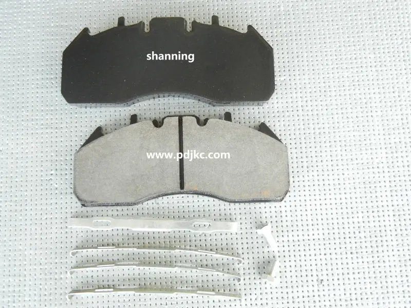 21024702 Brake Pad For Volvo Bus B9r B7r