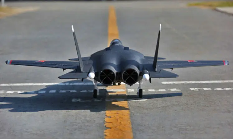 Large SU47 RC Jet Plane - 1080p Video Capture, 500m Remote