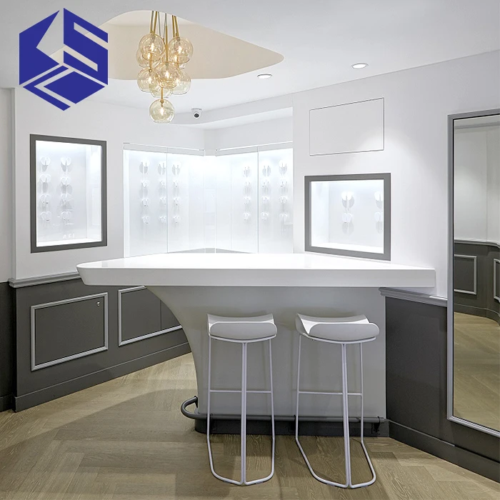 Museum Jewelry Display Cases - Elegant Showcase Solutions