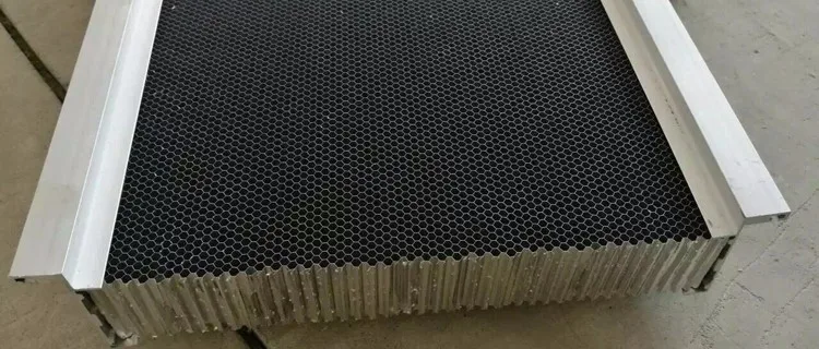 Stainless Steel Structural Honeycomb Core - Durable & Versatile