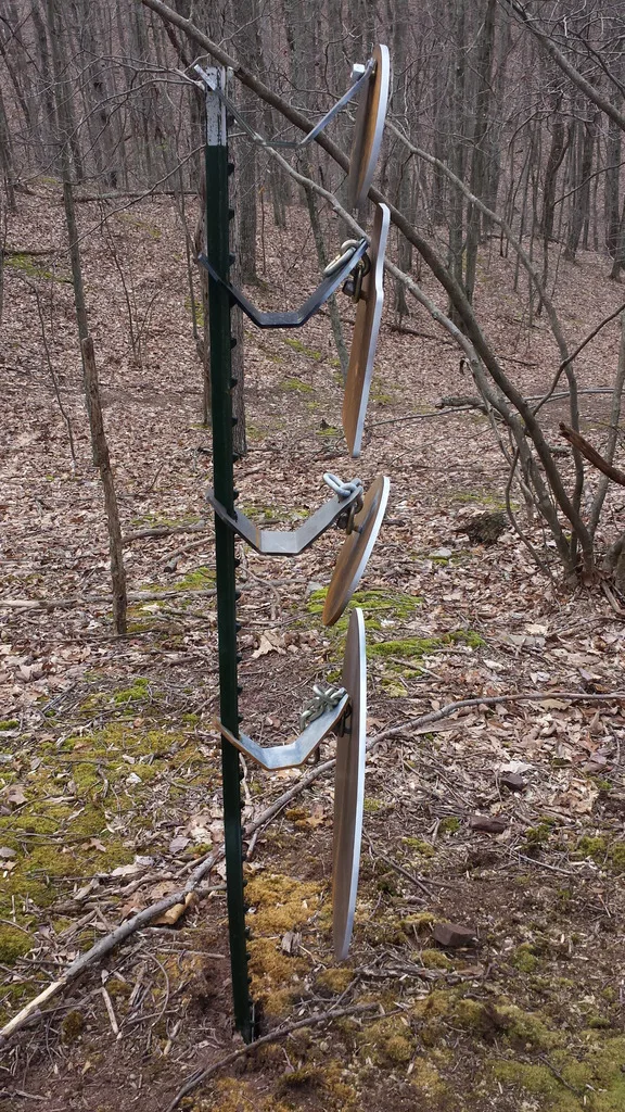 1.33LB/FT Galvanized Studded T Post with Clips - Durable Fencing