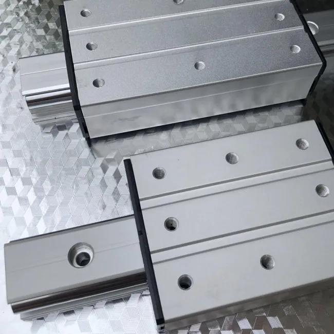 Dual Axis Linear Motion Guide Rail Linear Guideway With Linear Roller