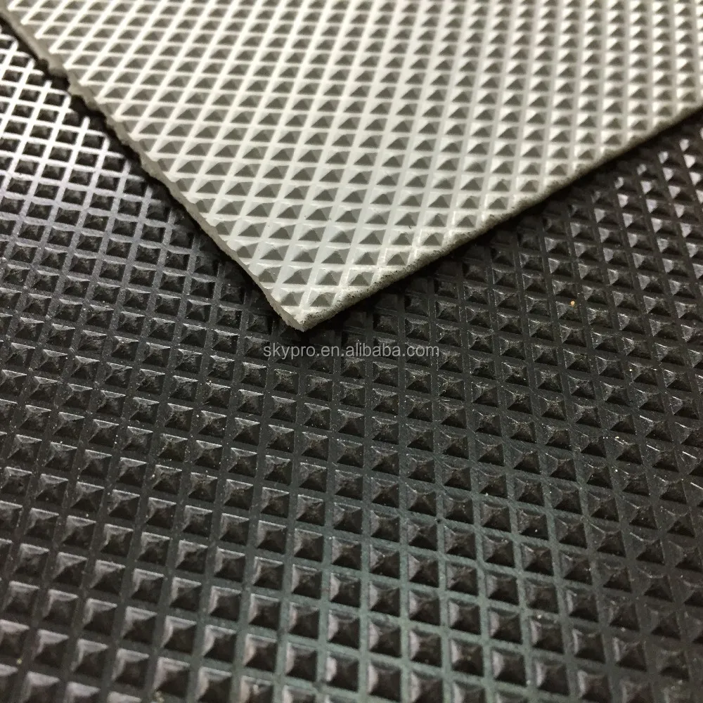 Commerical Anti-Slip Pyramid Pattern Rubber Mats - Durable