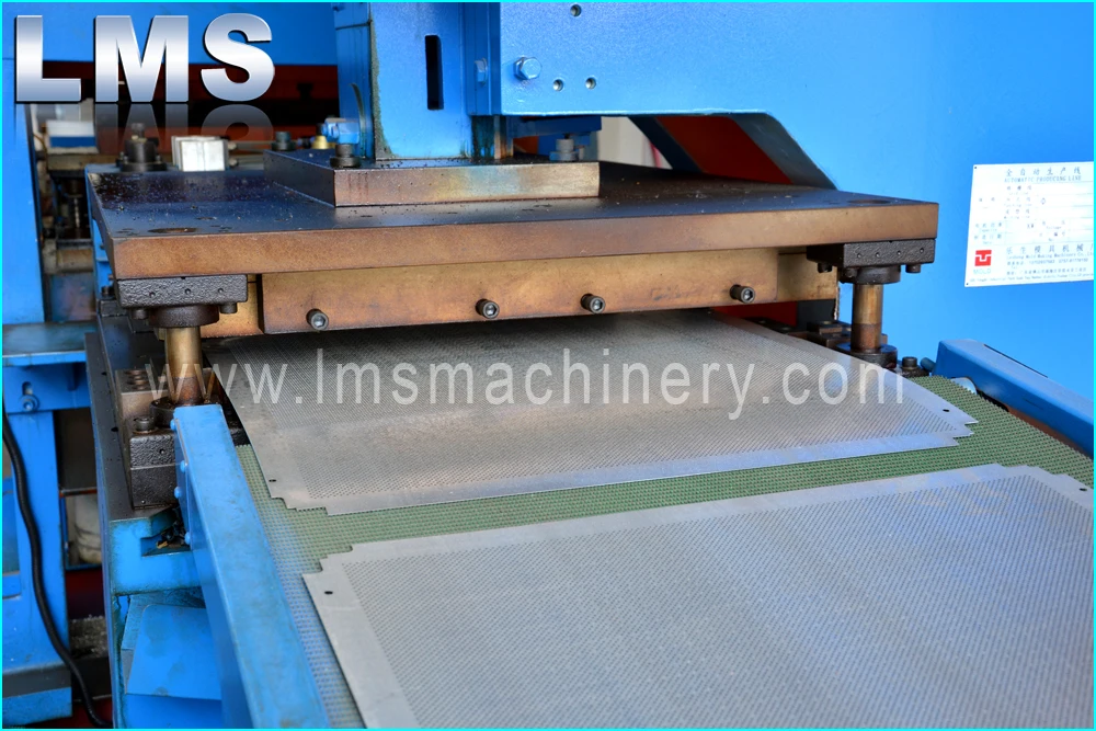 600x600 Widely Used Factory Price Aluminum Metal Ceiling Tile ...