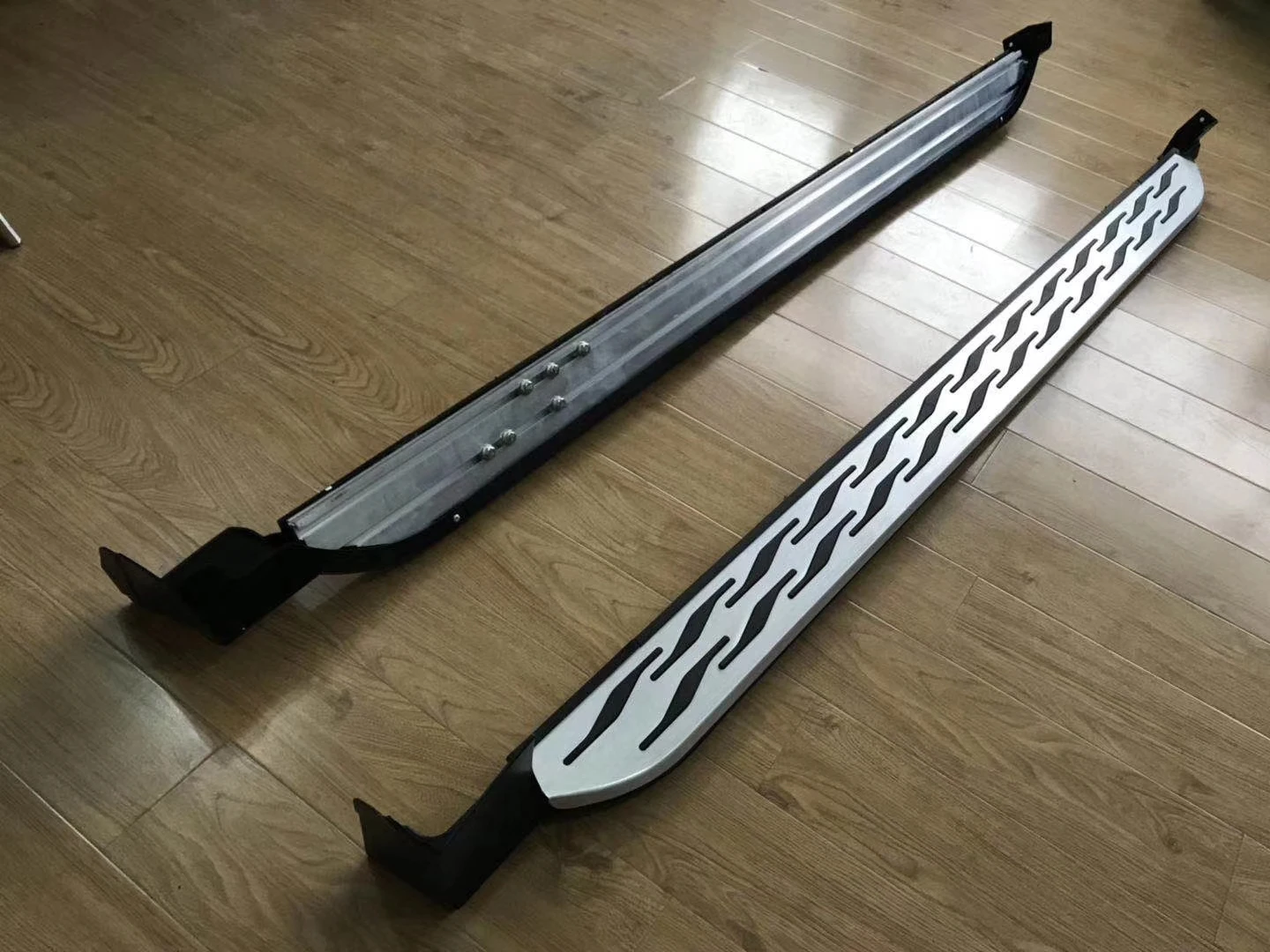New Developed Running Boards Side Nerf Steps For Toyota Rush 2018 ...