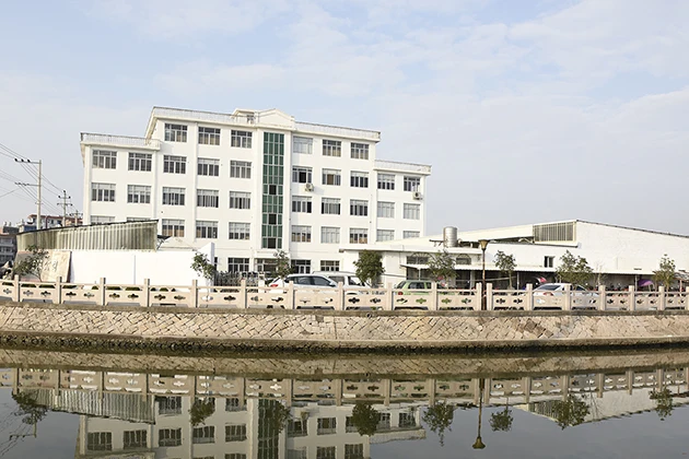 冷却水进水管 NI.SSAN OE No.14053JA13A 14053-JA13A| Alibaba.com