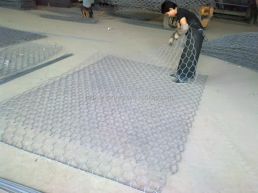 Galvanized and PVC Coated Hexagonal Wire Netting for Fencing