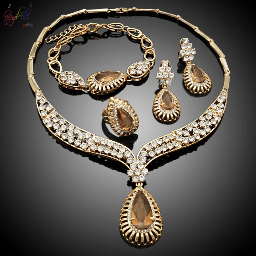 Shop Brazilian Gold Jewelry - Perfect for Best Friend Wishes