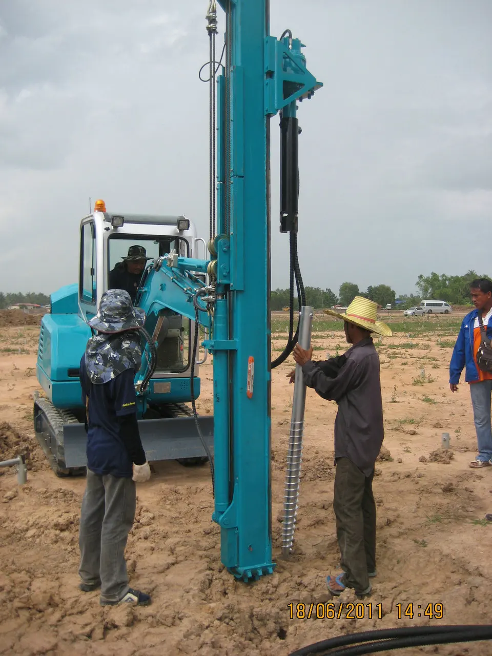 Guardrail Installation Diesel Hammer Hydraulic Piling Driving Machine ...