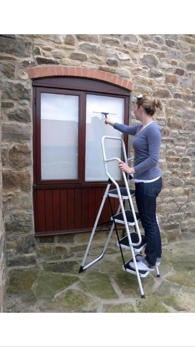 3 Step Ladder With Safety Handrail Foldable Safety Non Slip Matt Safe ...