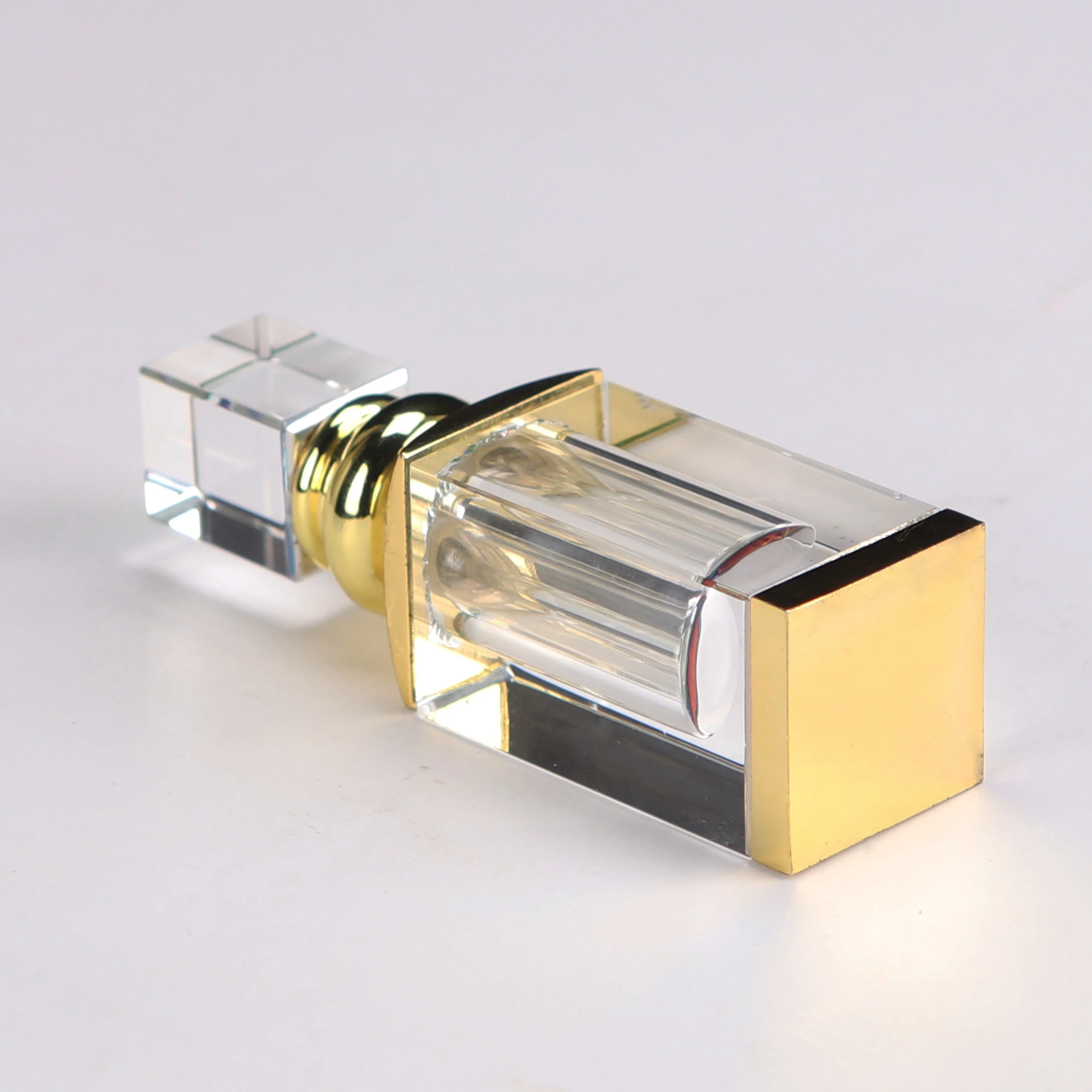 Rainbow Crystal Perfume Bottle - Mini Luxury Shining Glass