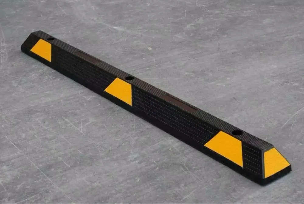 CE New 1650 Model Rubber Parking Car Wheel Stoppers/ Wheel Stop ...