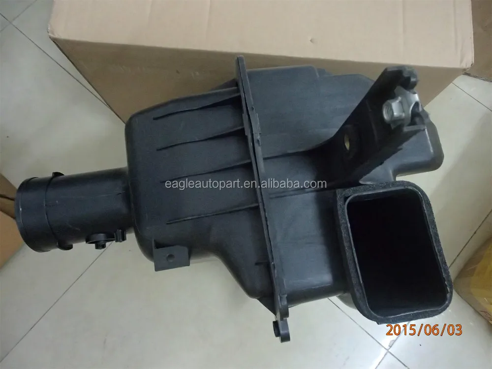 Car Air Filter Plastic Housing Box 17700-30260 For Toyota Hiace Diesel ...