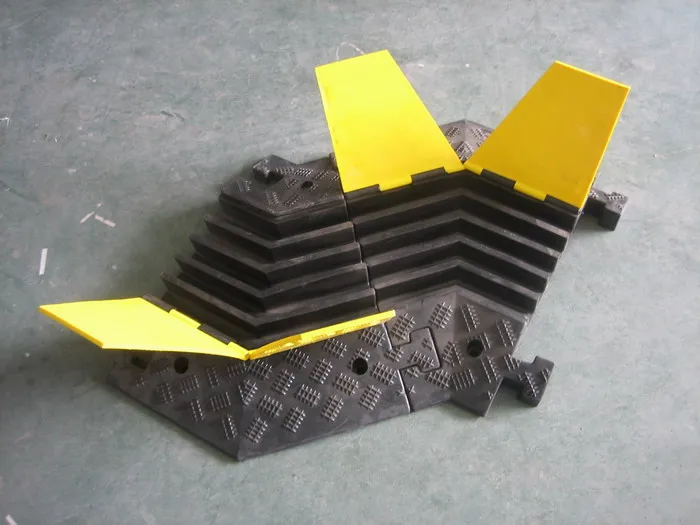 Large Rubber Cable Protector Humps With Wire Covers - Buy Protezione ...