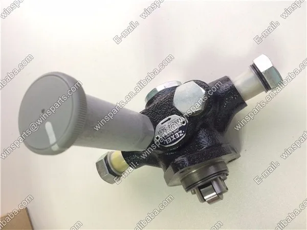 Me738673 6d16 Oil Fuel Pump For Kobelco Excavator 15210-5451 9 440 610 ...