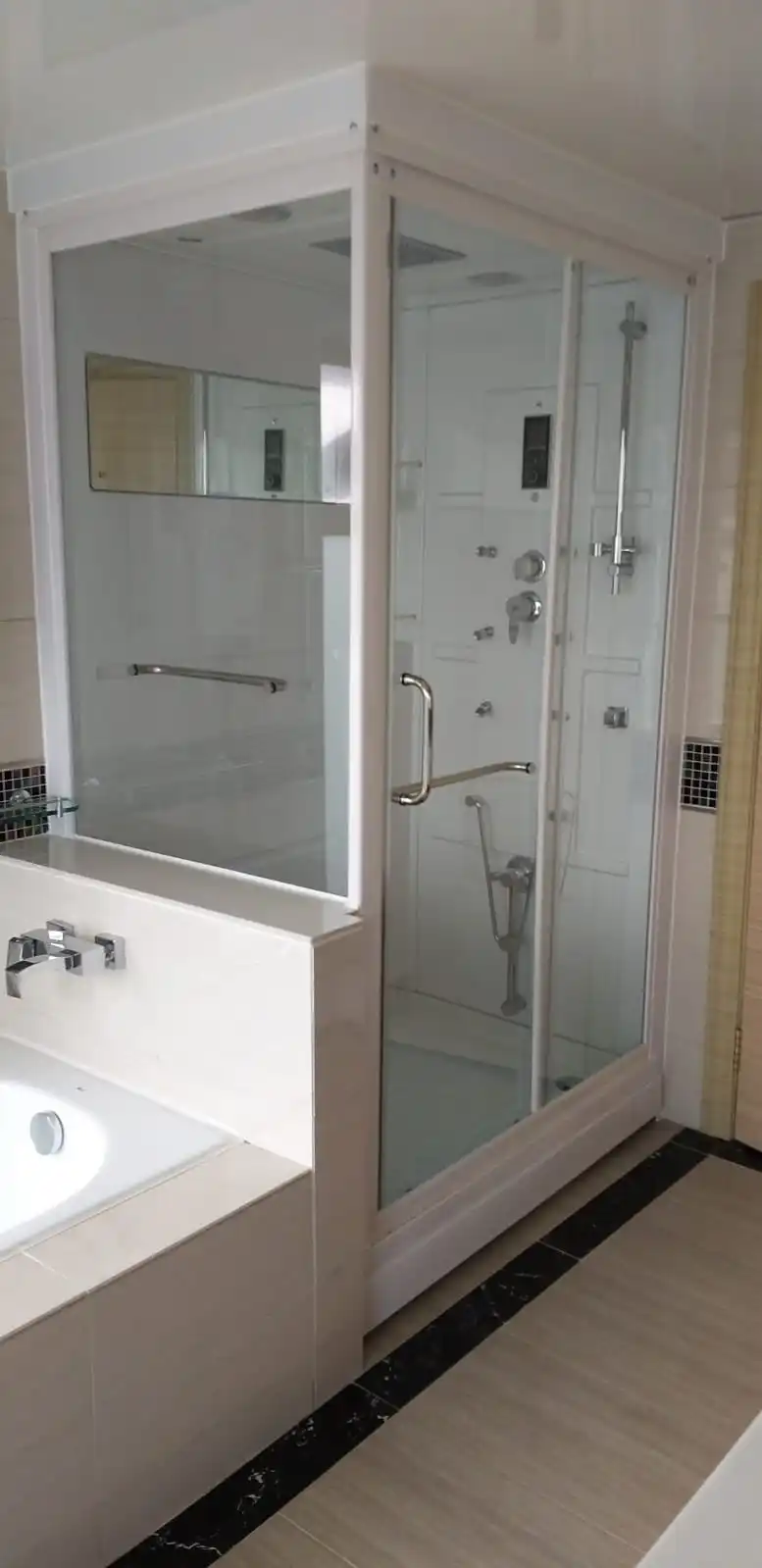 Hamam Steam Box - Modern Sauna for Home & Hotel Wellness