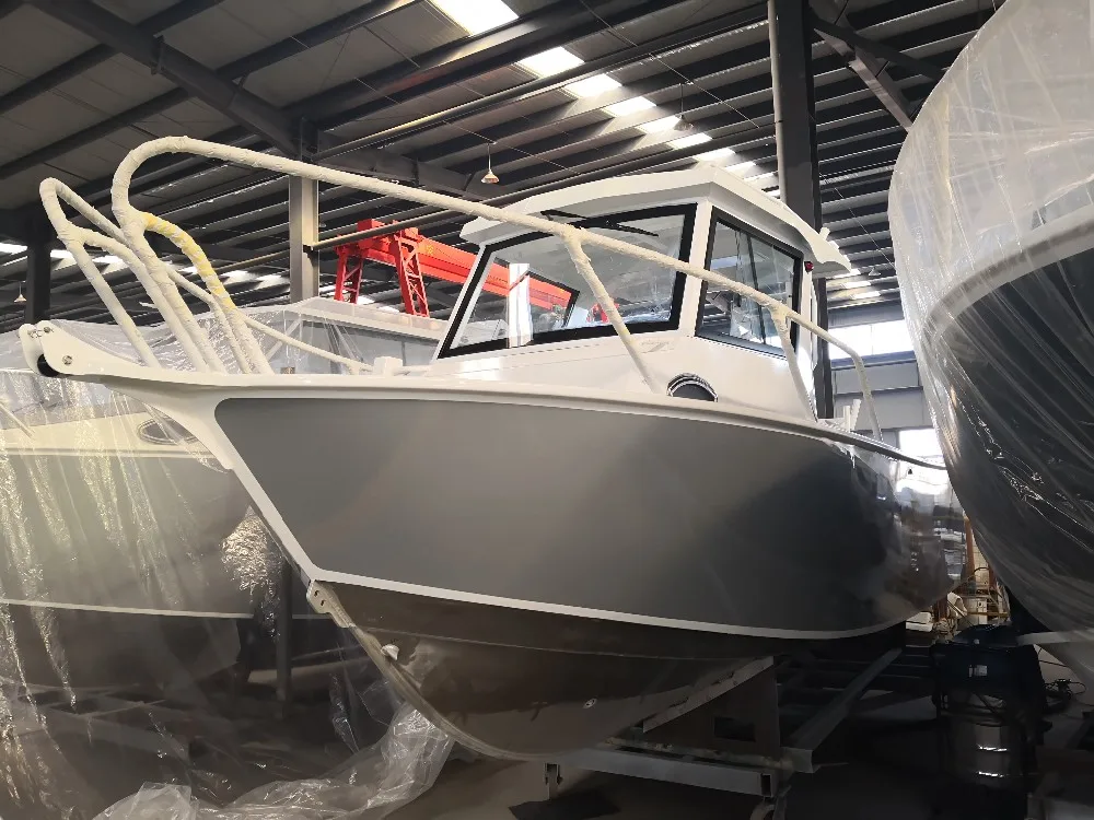 6.85m Aluminum Offshore Fishing Boat - Durable & Versatile