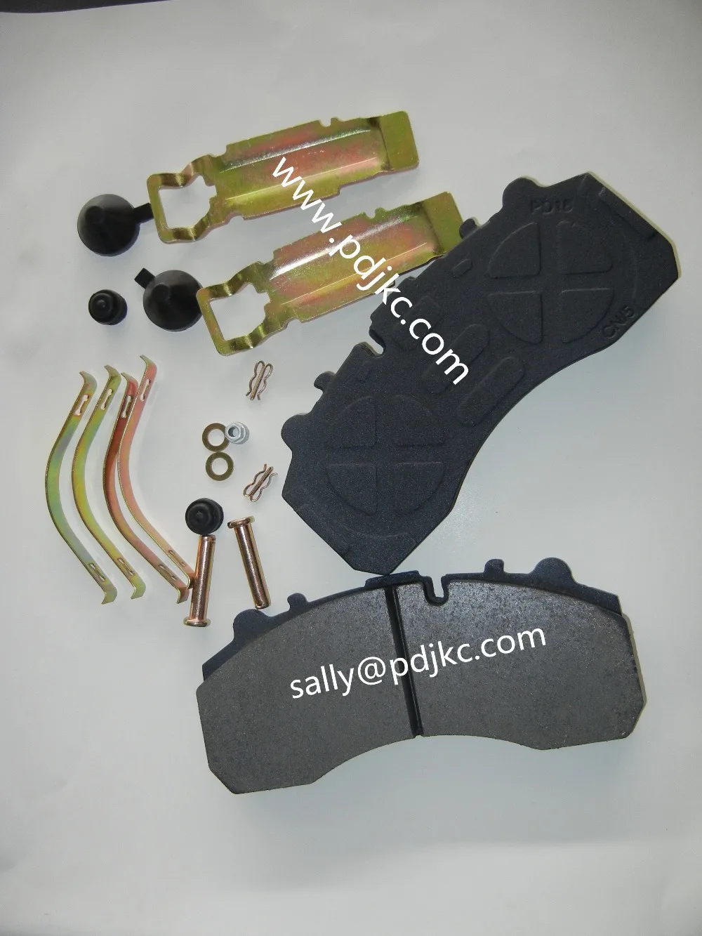 0064201120 Organic Brake Pads - Buy Brake Pad,Organic Brake Pad ...