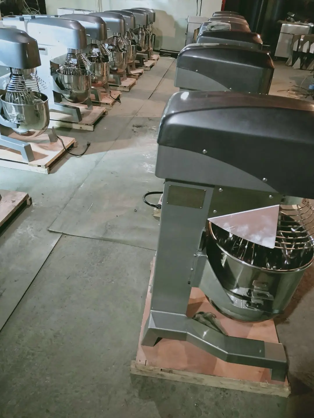 B10 Stand Mixer - 10L Stainless Steel Bowl with Bowl-Lift Design