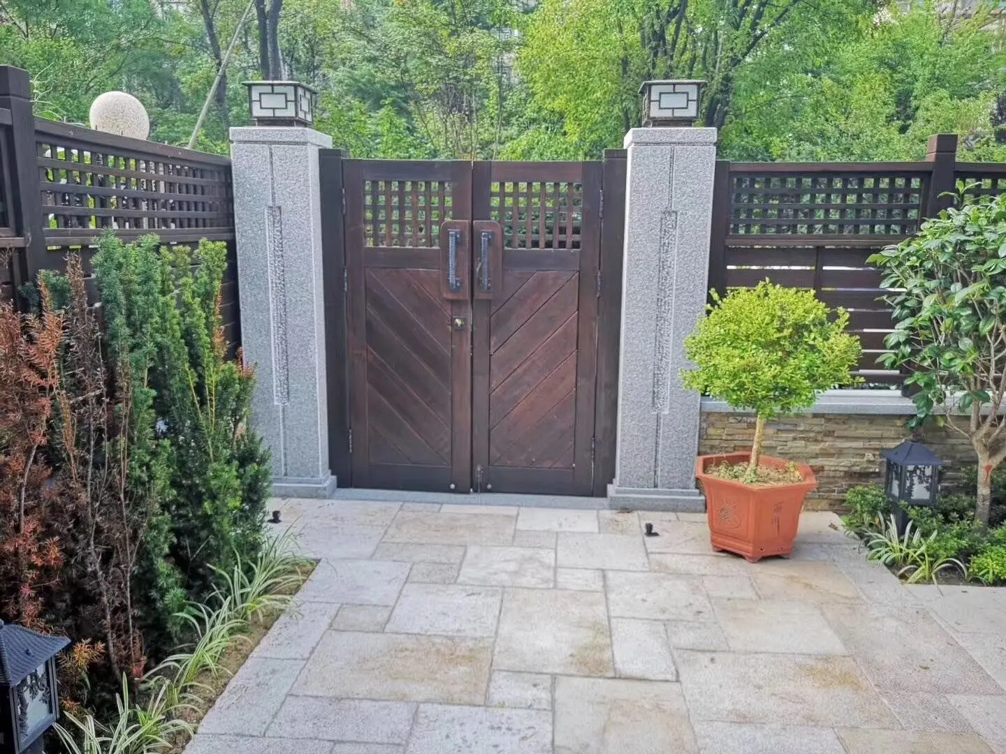 Outdoor Tumbled Finish Flat Stone Pavers for Garden Landscaping