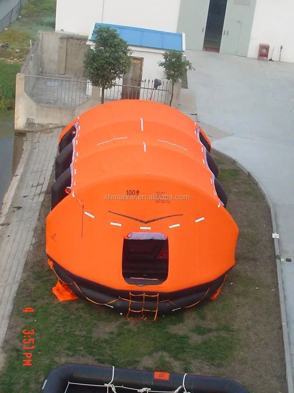 Solas Self-righting Inflatable Life Raft With 100p Capacity - Buy 100 ...