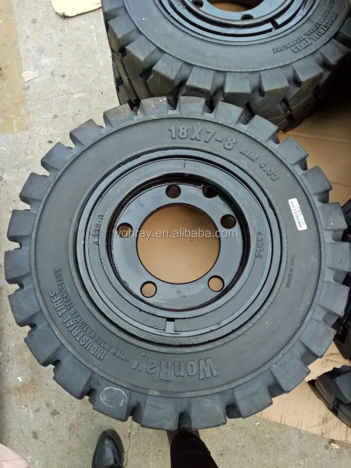 Manitou TMT 25 P Truck Mounted Forklift - Durable 18x7-8 Tire