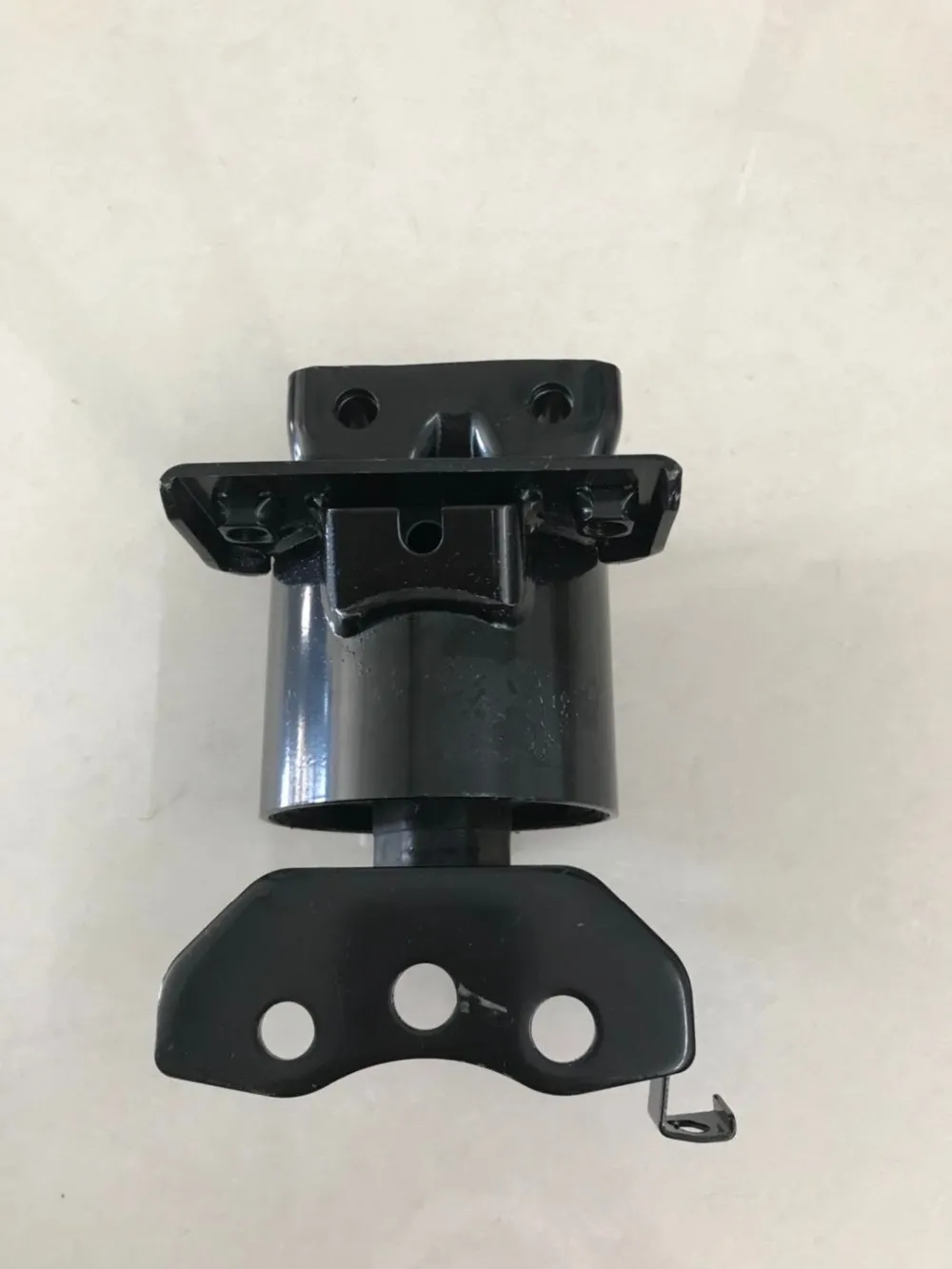 Auto Parts 21830-0B700 Engine Mount for Hyundai Getz 1.4L 1.6L 06-