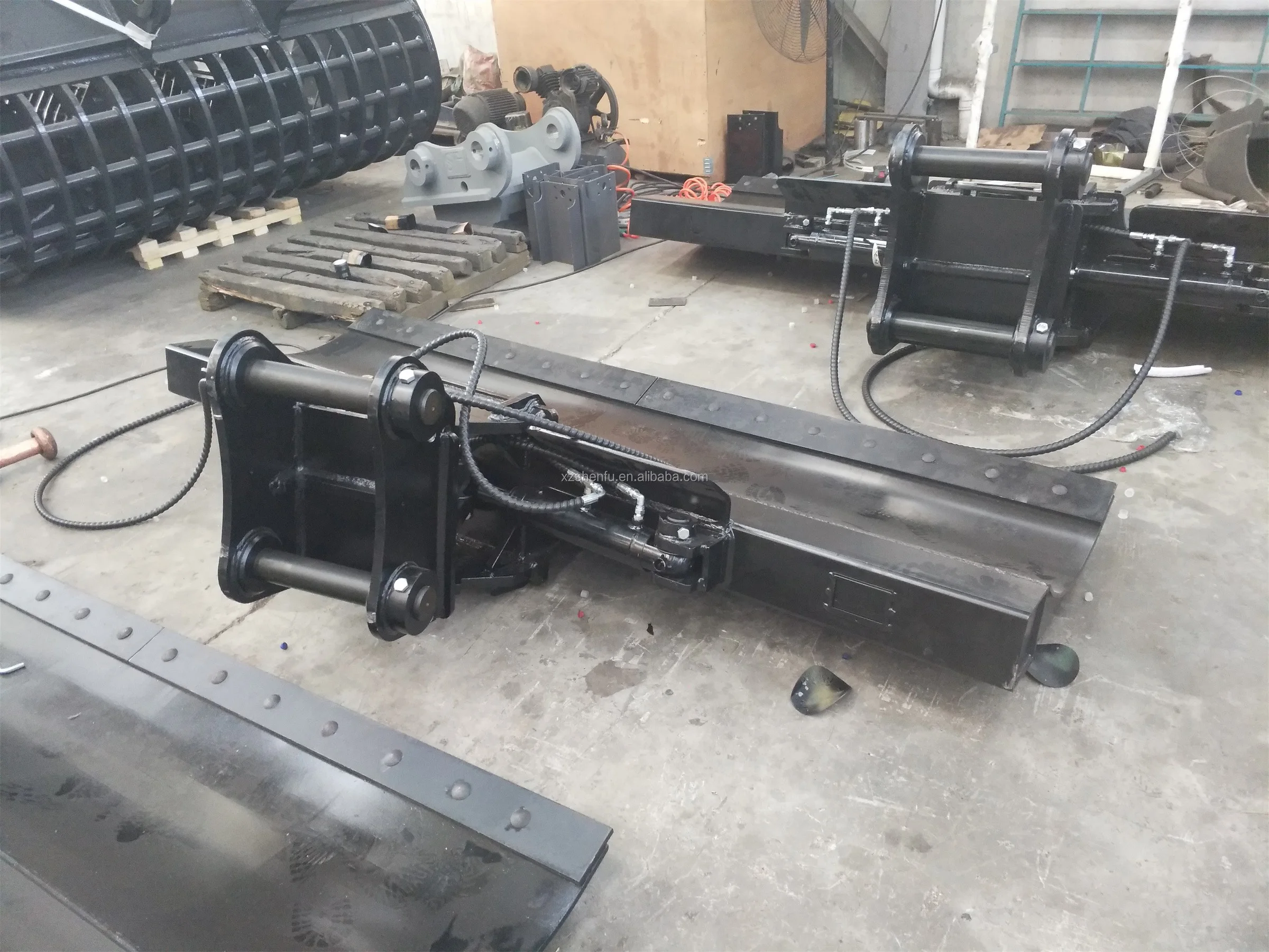 Tilting Grader Blade for 12t Excavator - 2500mm Width