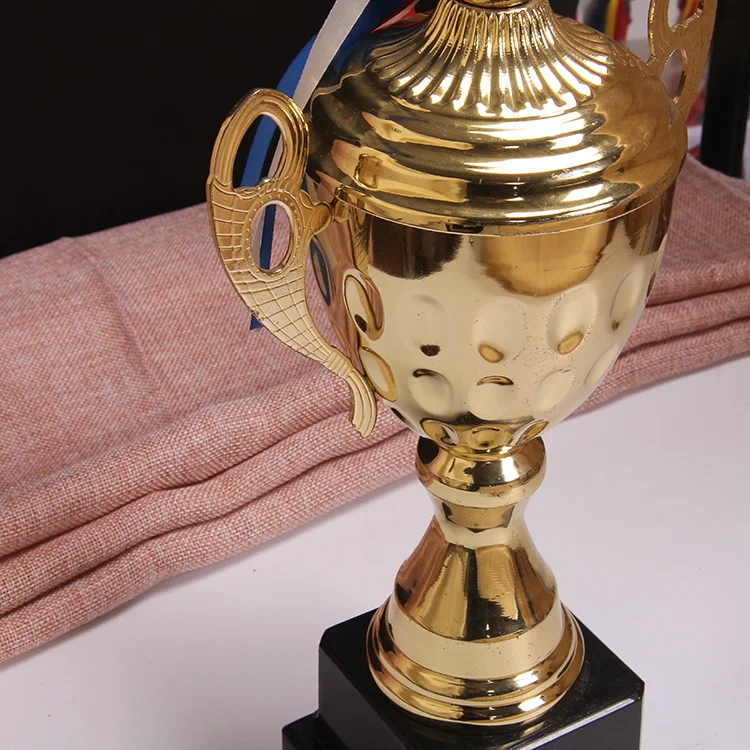 China Manufacturer Customized Gold Trophies Medal Trophy Cup - Buy ...