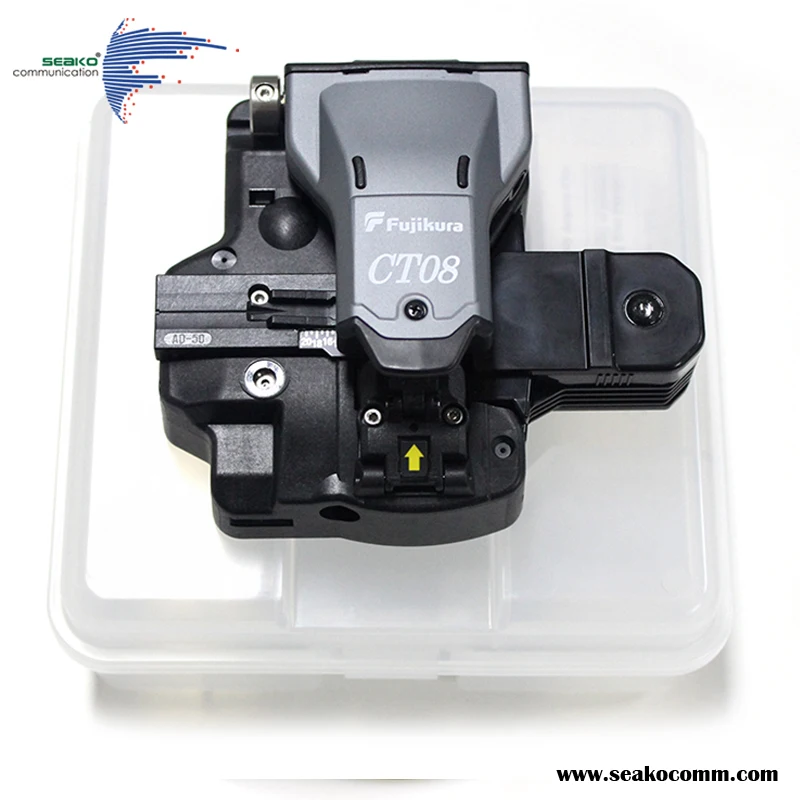 Fujikura CT08 Fiber Optic Cleaver - Precision & Reliability