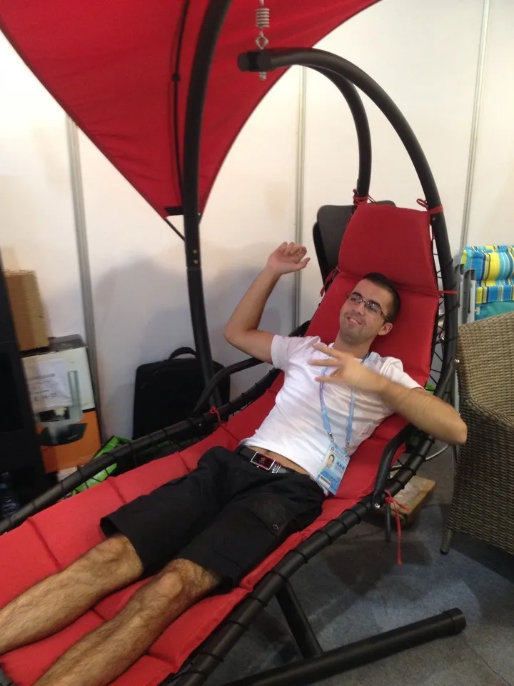 Helicopter Swing Chair - Modern Outdoor Floating Lounger