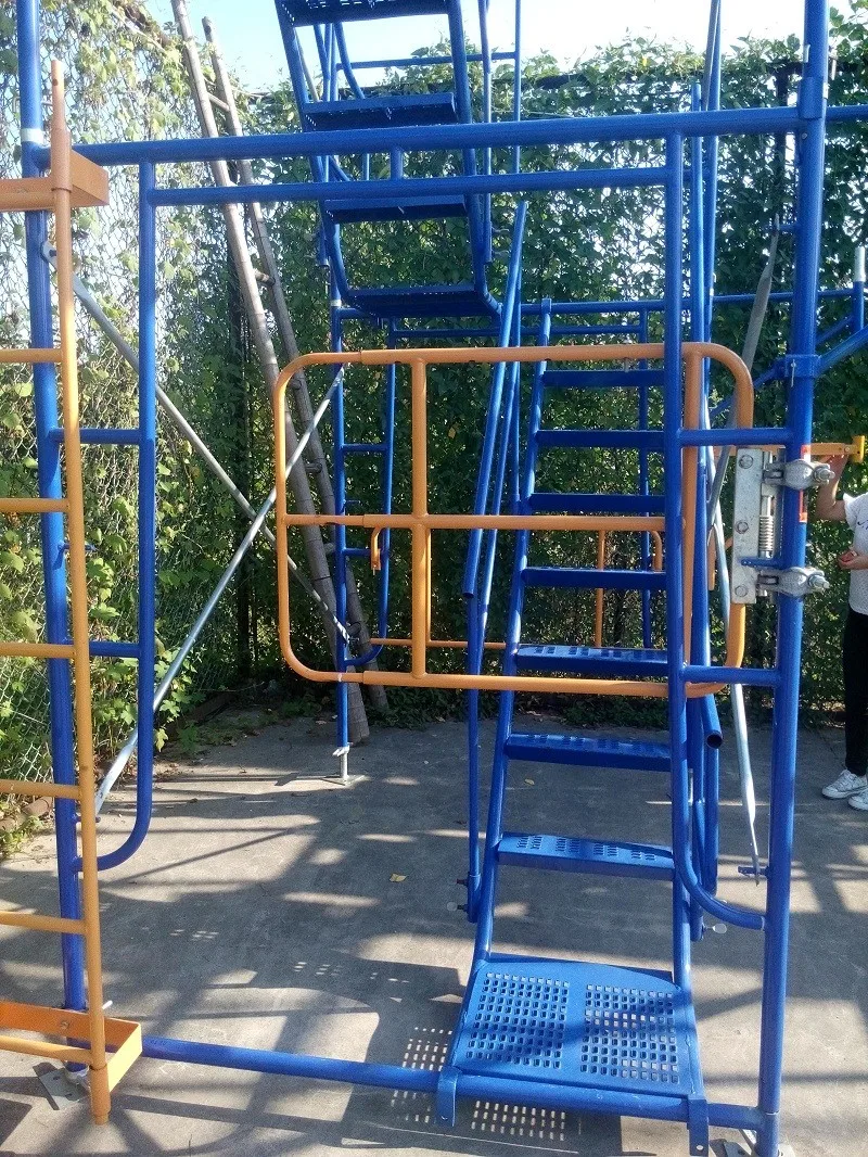 Scaffold Frame Swing Safety Gate - Buy Swing Gate,Scaffold Swing Gate ...