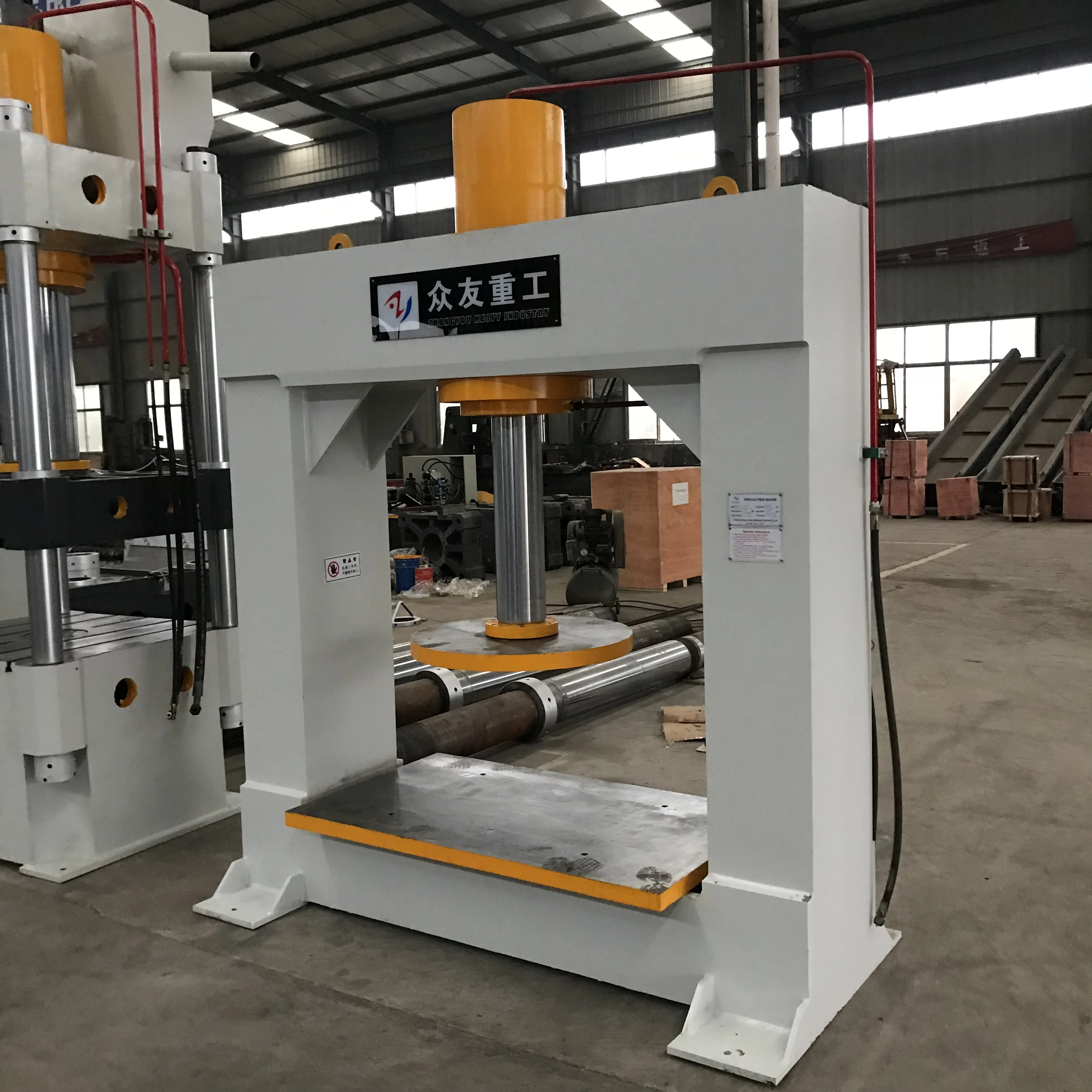 100 Ton Hydraulic Tire Press Machine - Efficient & Durable