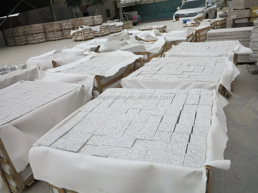 Interlocking Light White Grey Granite Cube Paving Stone Brick Poland