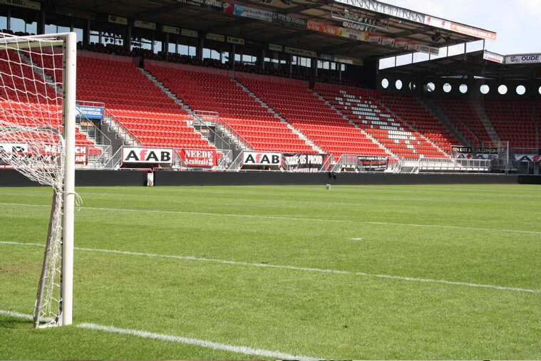 Sunrise Sports Perimeter Led Display For World Cup/nba/full Color P10 ...