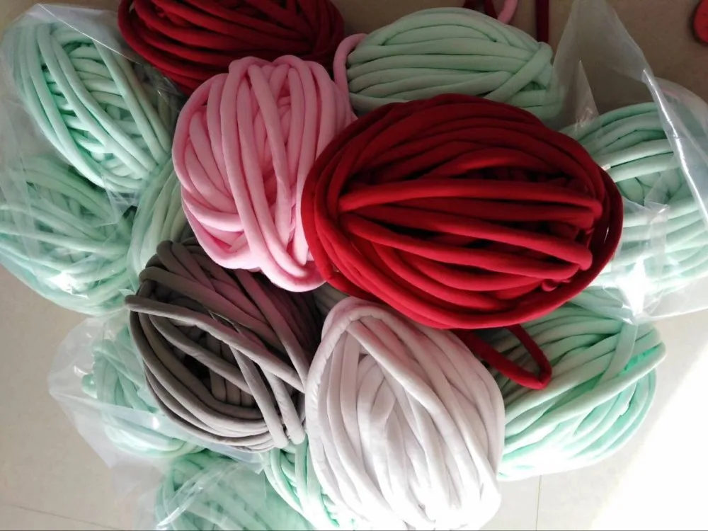 Factory Price Cotton Tube Filled Yarn Seamless Giant Yan Hand Knitting ...