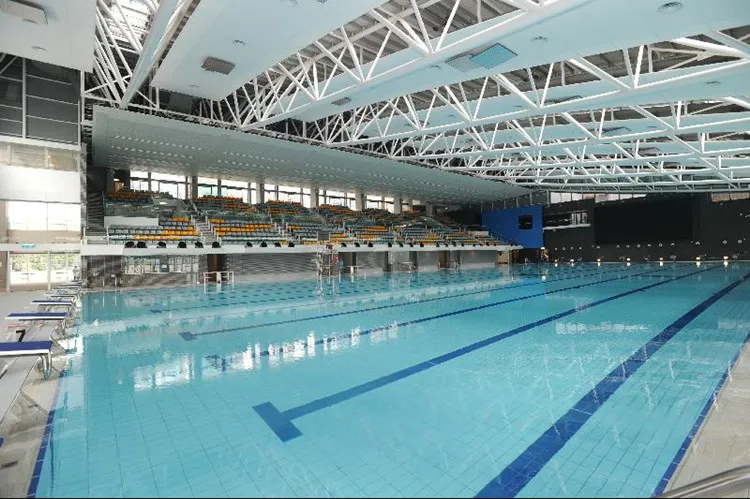 Curved Design Prefab Pipe Steel Truss Roofing for Pools