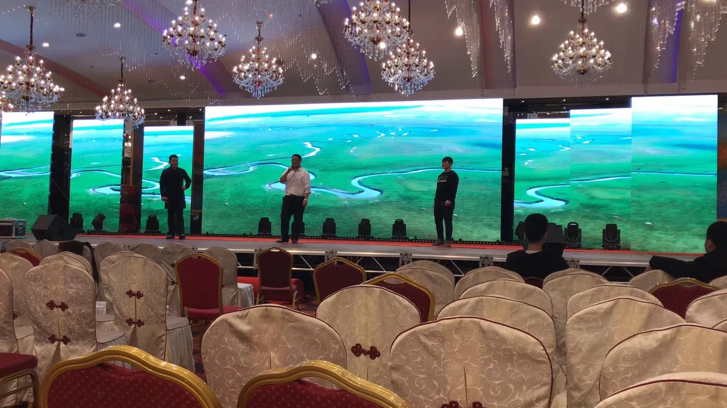 High Quality P2.6 Indoor Video Wall - 250x250mm LED Module