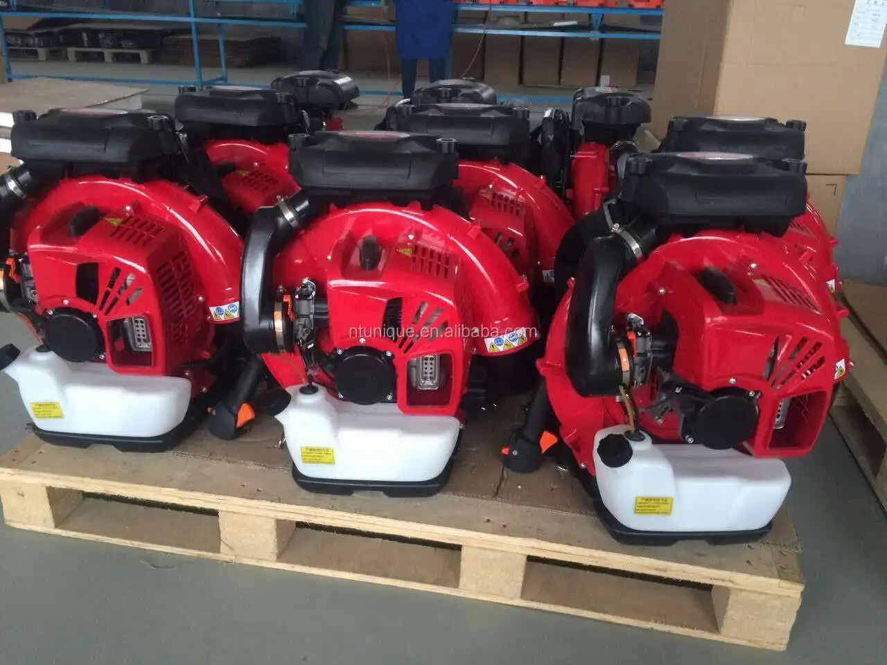Backpack Gasoline Vacuum Blower/gas Road Blower(uq975) - Buy Gasoline ...