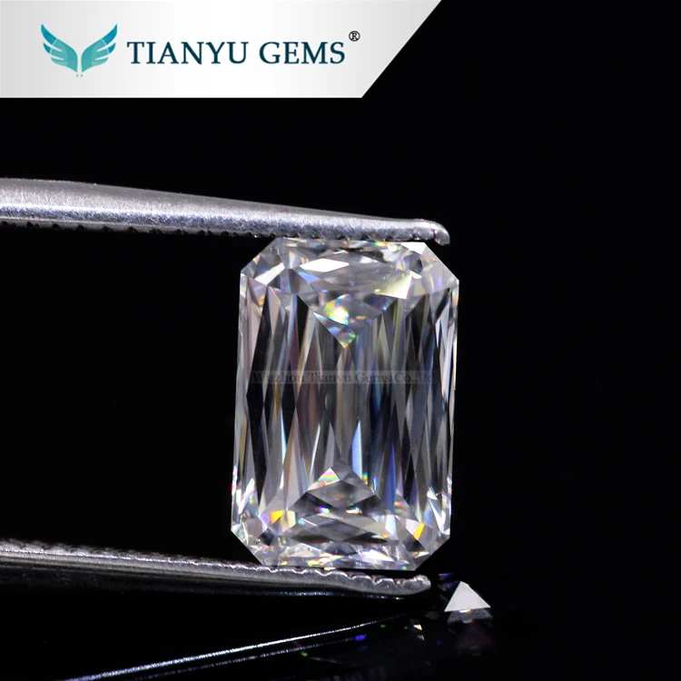 Octagon Crisscross Cut Forever One Def Vvs White Moissanite - Buy ...