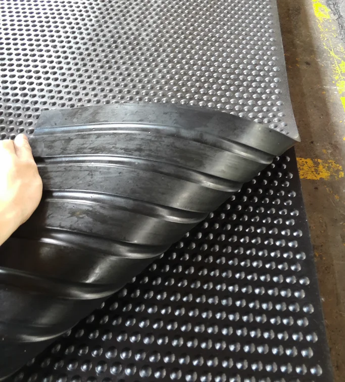 Horse Stall Mat Rubber Stable Mat 4x6 Ft - Durable & Insulating