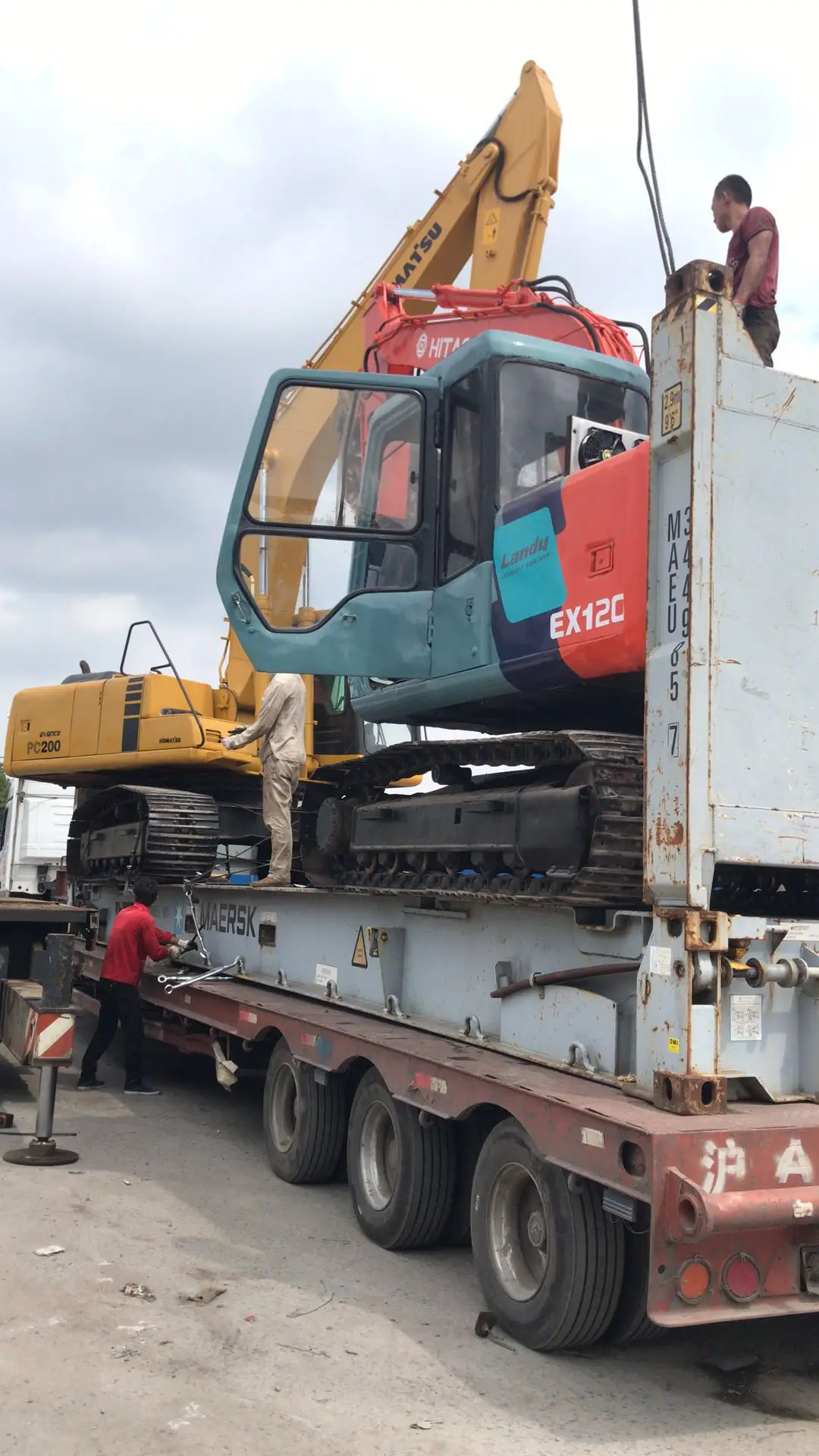 Cheap Used Komatsu Gd511 Motor Grader In Stock/few Working Hours - Buy ...
