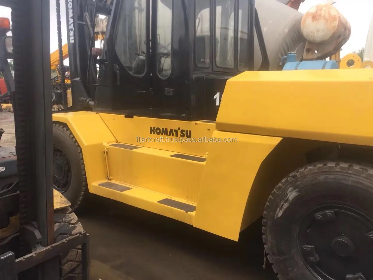 2015 Komatsu Fd150-7 15 Ton Heavy Duty Diesel Forklift For Sale - Buy ...